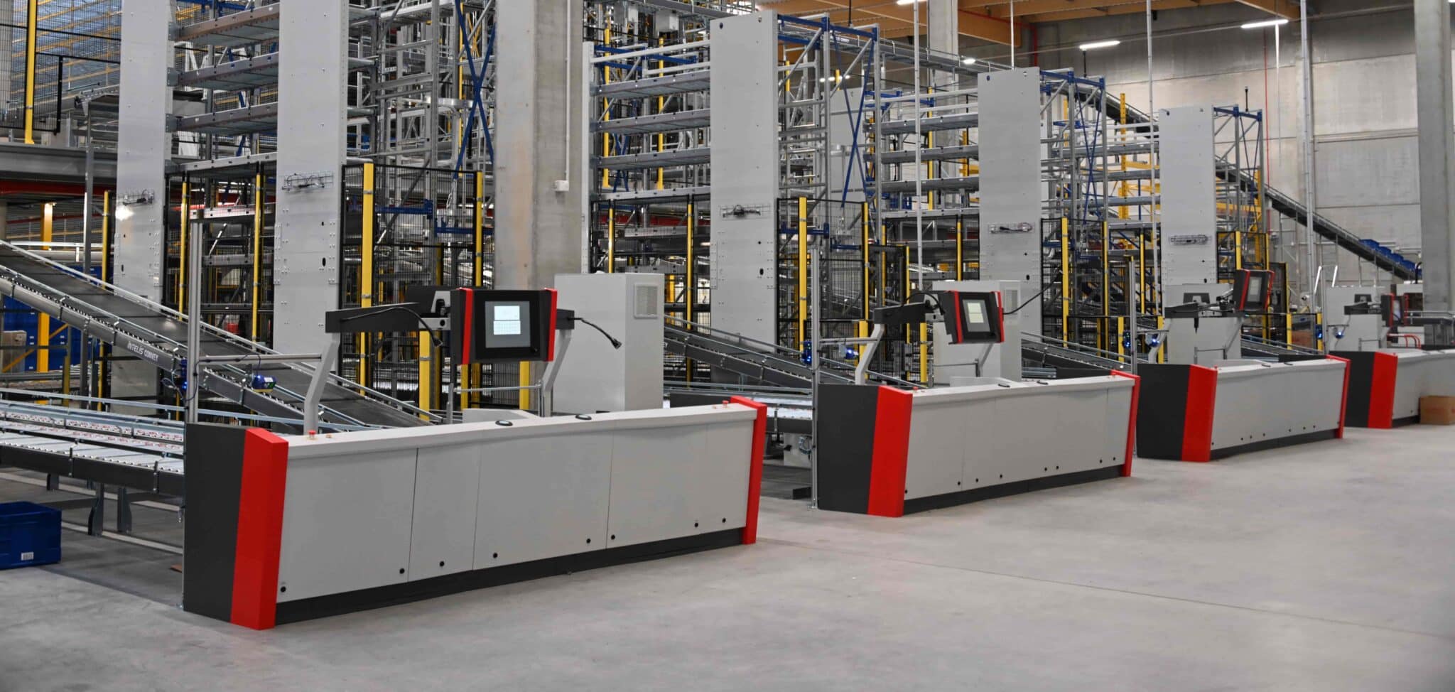 Poste de picking Goods-to-Person pick stations | SAVOYE