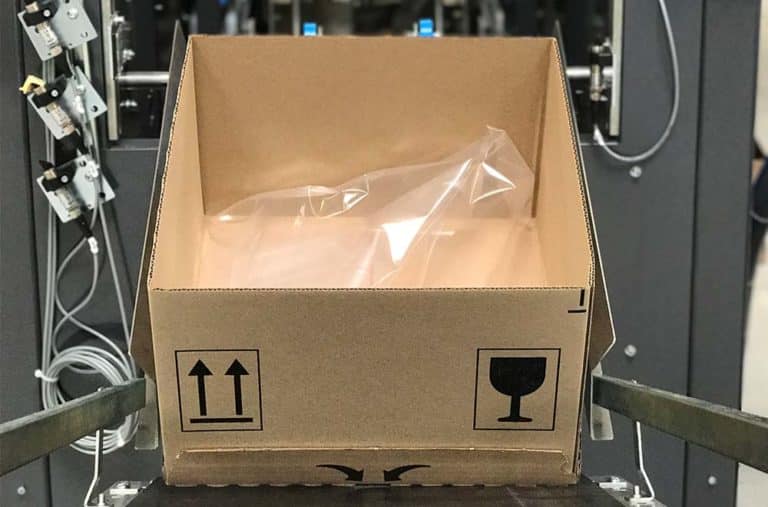 Automated packing machines for optimized and secure parcels.